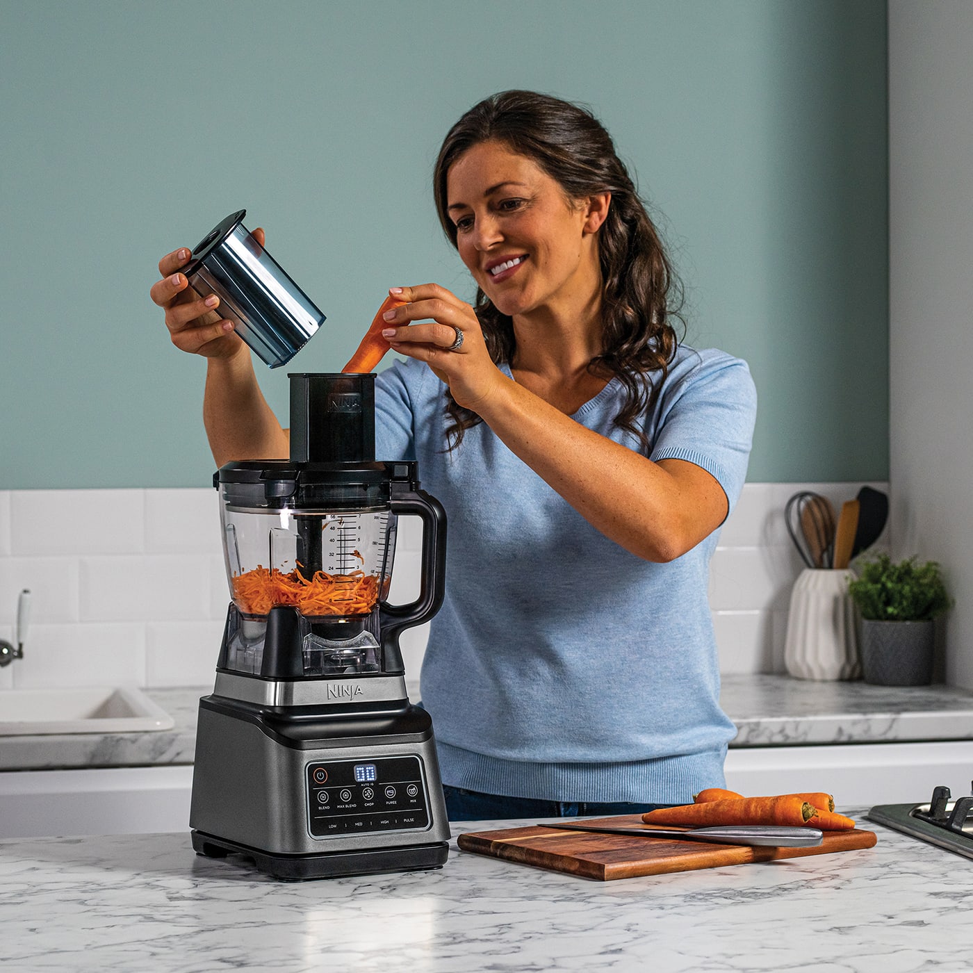 Ninja 3-in-1 Food Processor with Auto-iQ BN800UK - Snellings Gerald Giles