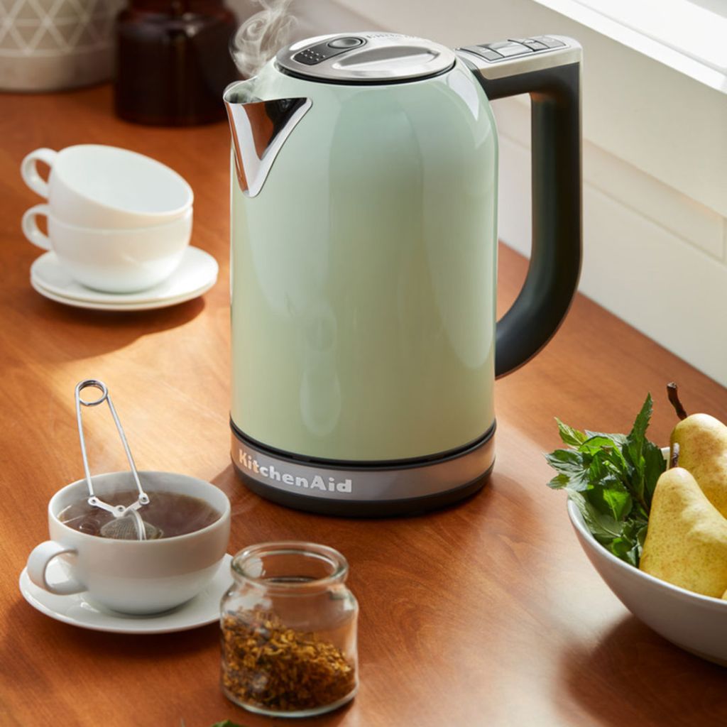 KitchenAid Jug Kettle 1.7L in Pistachio 5KEK1722BPT - Snellings Gerald ...
