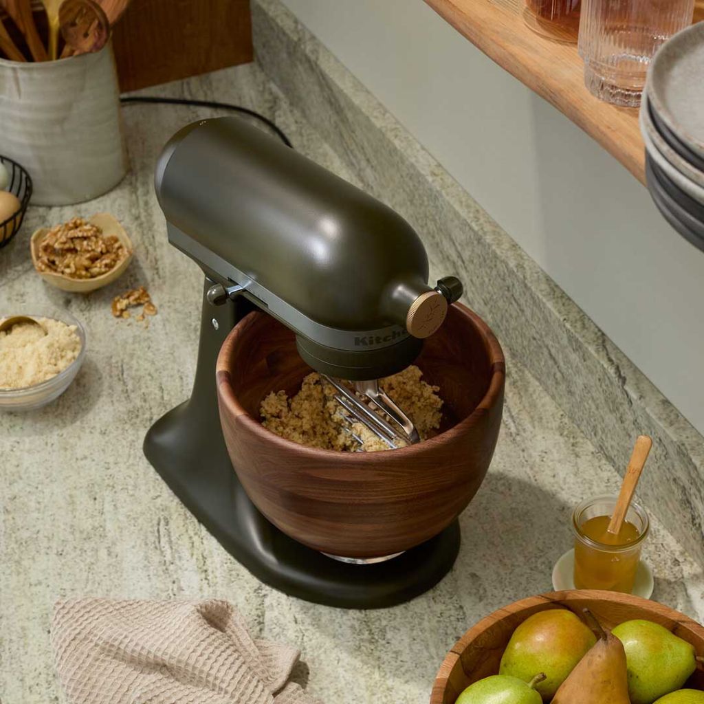 KitchenAid Evergreen 180 Artisan 4.8L Stand Mixer & Wooden Bowl ...